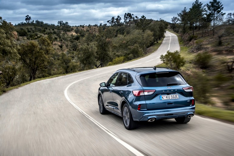 Best Seller στην κατηγορία του το Ford Kuga - Με 225 ίππους και 1.2λτ./100χλμ. κατανάλωση - Zougla